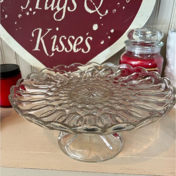 Anchor Hocking | Dining | Vintage Anchor Hocking Fairfield Cake Plate ...